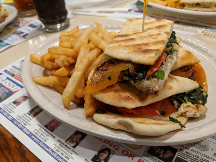 Matthews’ Diner & Pancake House – BURGER DELUXE with Bud and Dan